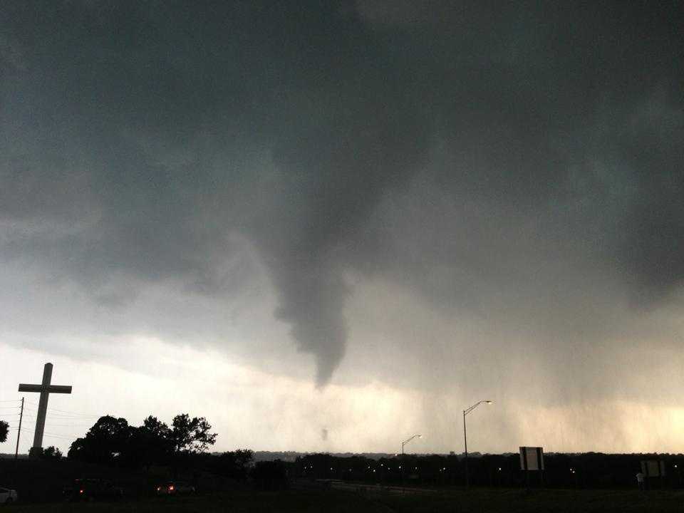 Severe weather climatology: Dixie Alley to Tornado Alley