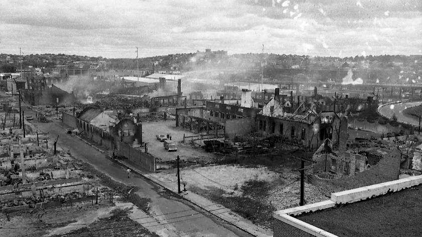 Historical photos: Great Chelsea fire of 1973