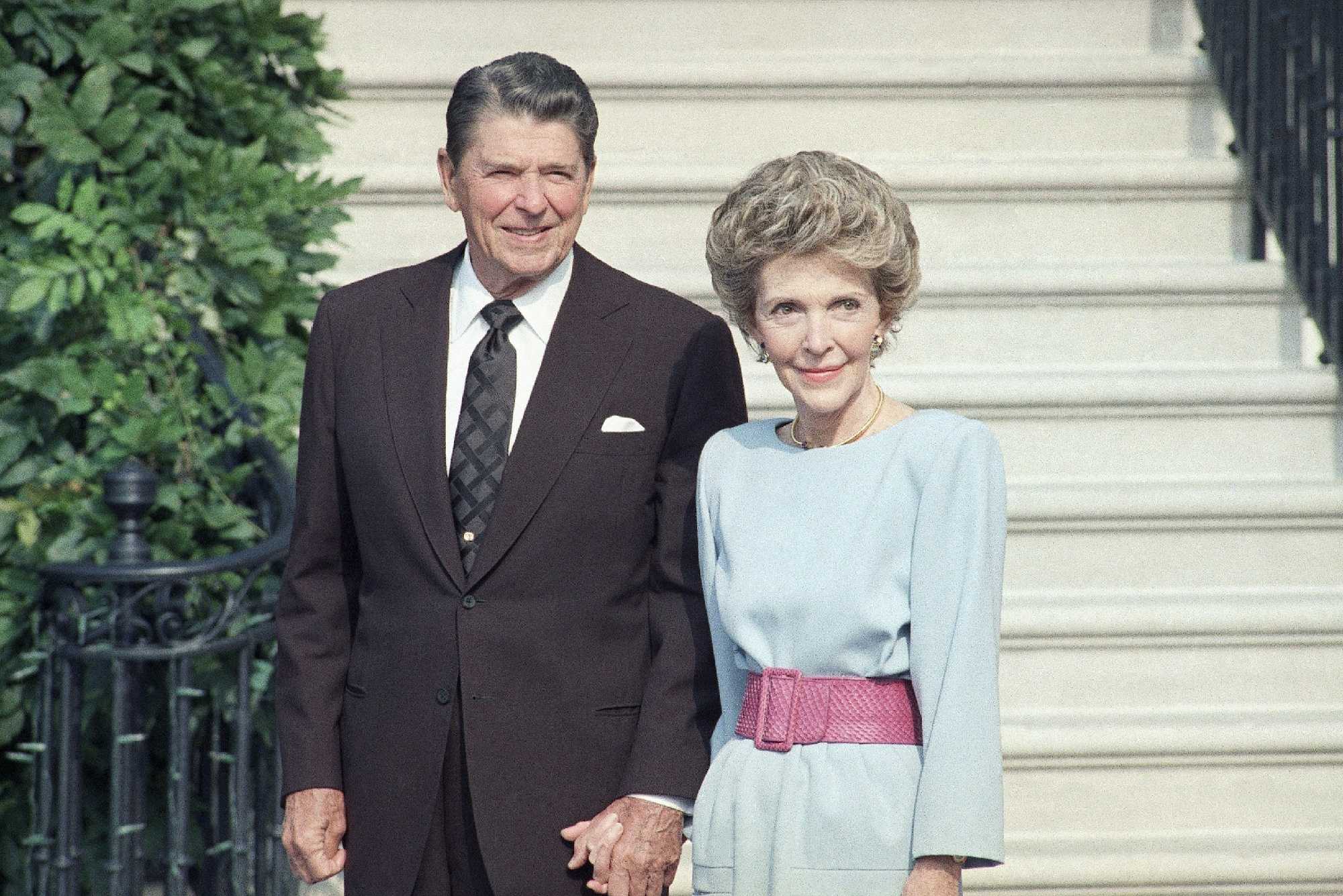 Former first lady Nancy Reagan dies at 94