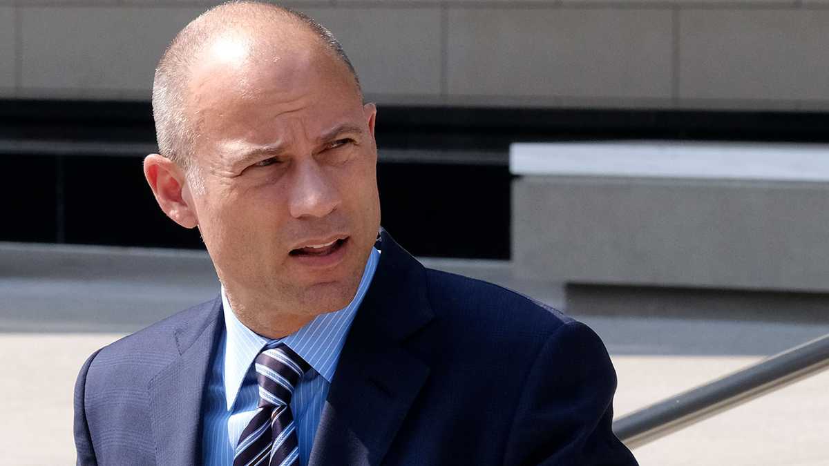 Stormy Daniels’ attorney, Trump basher Michael Avenatti may run for ...