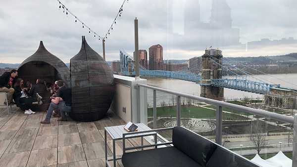 There's a new rooftop patio bar downtown Cincinnati