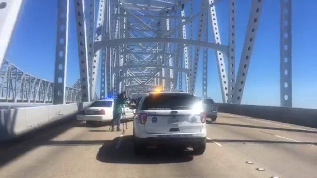 Shooting on Pontchartrain Expressway leaves traffic going into Westbank ...